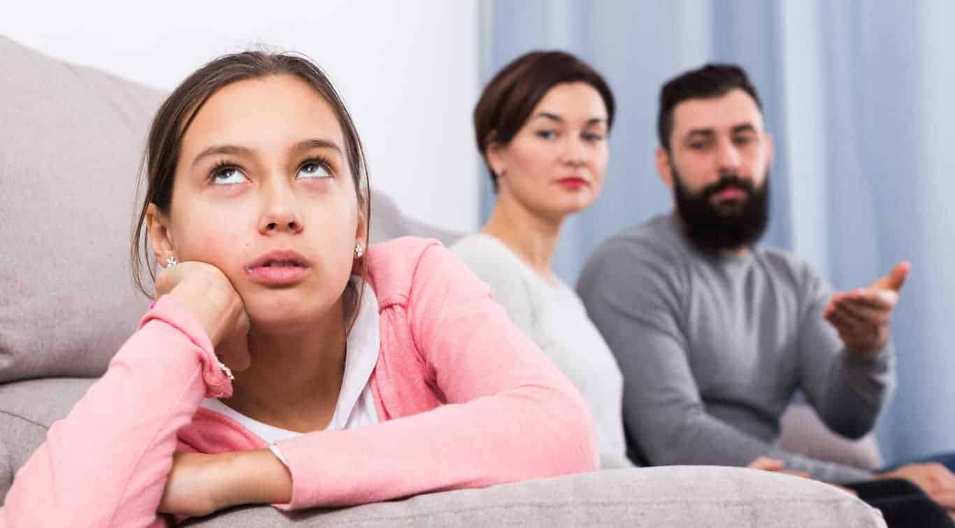 Oye, hijo mío, la instrucción de tu padre - CVCLAVOZ